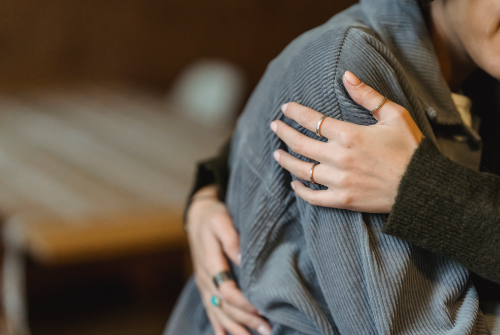 Understanding the Differences Between Mourning and Bereavement ...